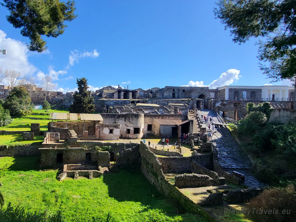 Pompeii - Top Attractions - blog: PlanMyTravels.eu